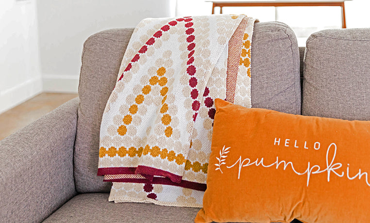 Embracing Fall Vibes: Using Throw Blankets Like a Pro